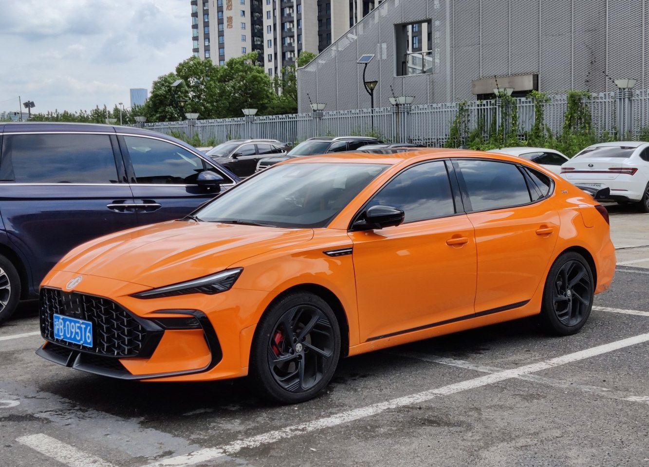 MG MG6 technical specifications and fuel economy